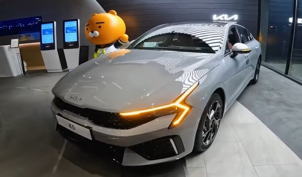 블라인드 | 자동차: k5 vs 쏘렌토 골라주세요