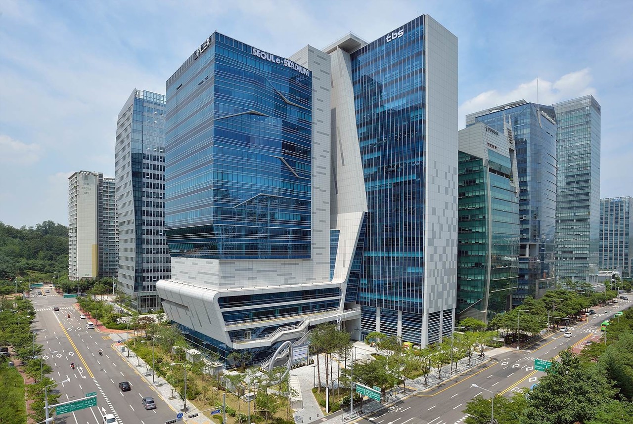 블라인드 | 블라블라: TBS 서울교통방송 건물... 비리 덩어리 맞지???