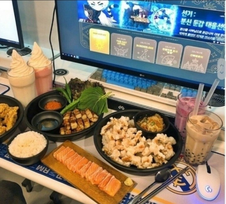 블라인드 | 여행·먹방: 요즘 PC방 음식퀄리티