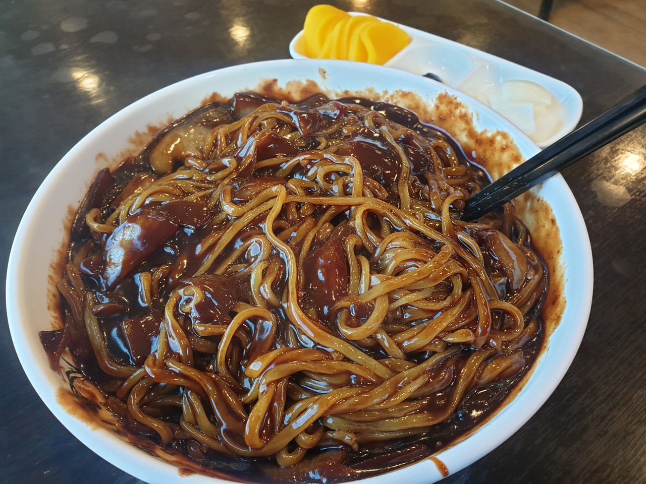 블라인드 | 여행·먹방: 짜장면