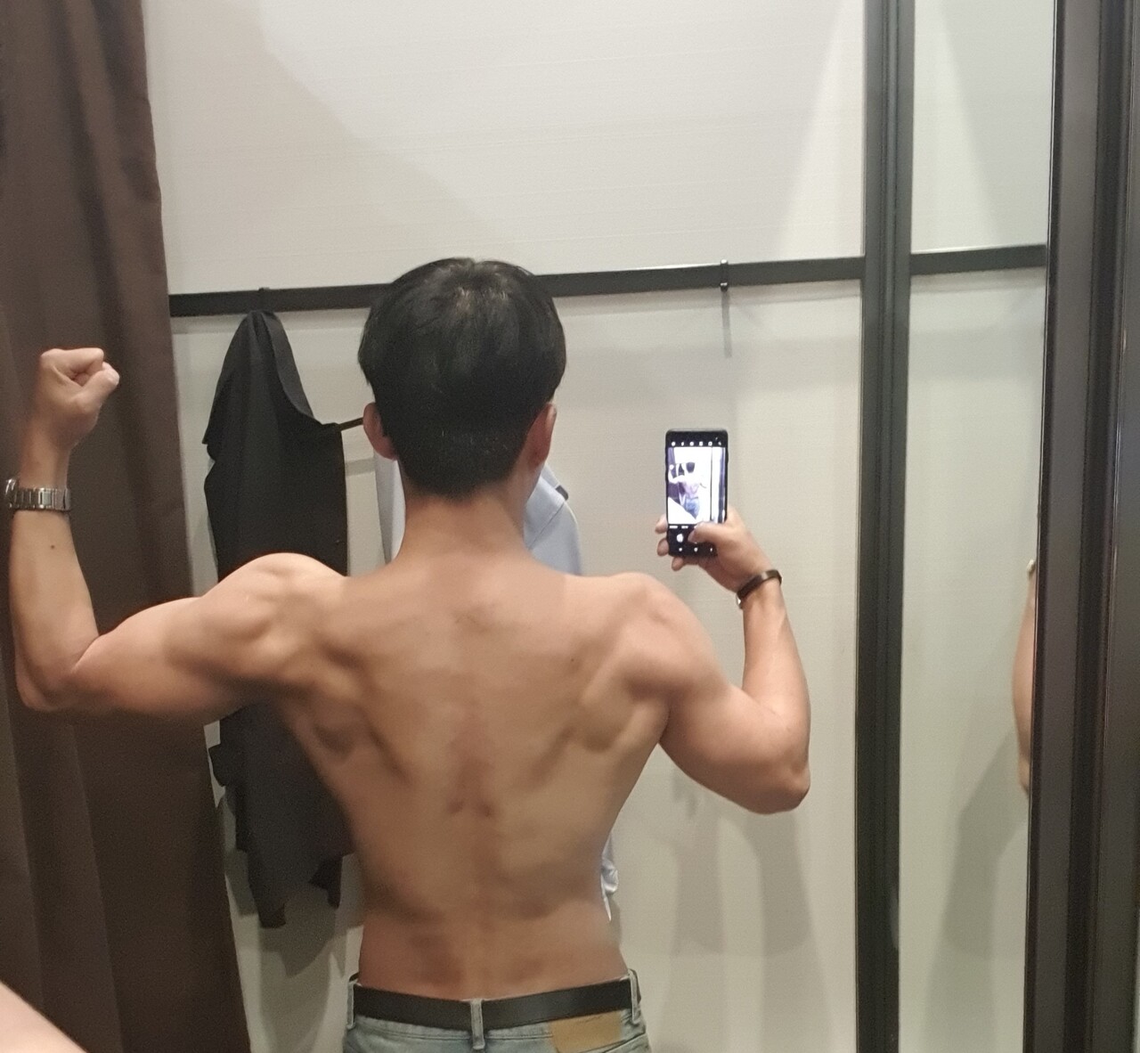 블라인드 | 헬스·다이어트: 벤치 90kg 4개 5셋 성공ㅠㅠ