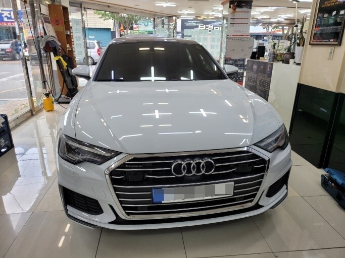 블라인드 | 자동차: 제네시스 G80 vs 아우디 A6 가솔린