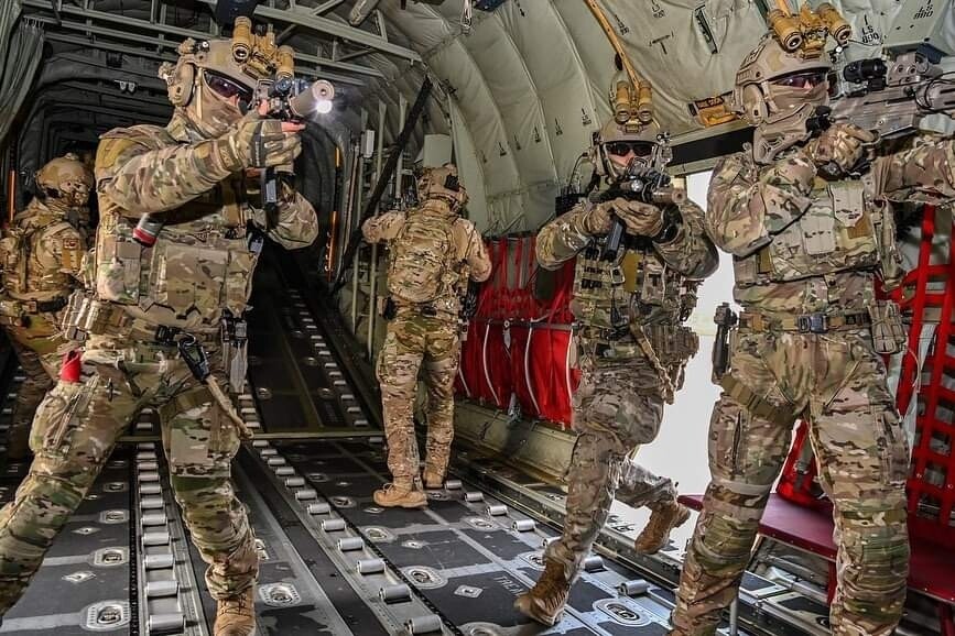 블라인드 | 군대이야기: 우리나라 특수부대 장비