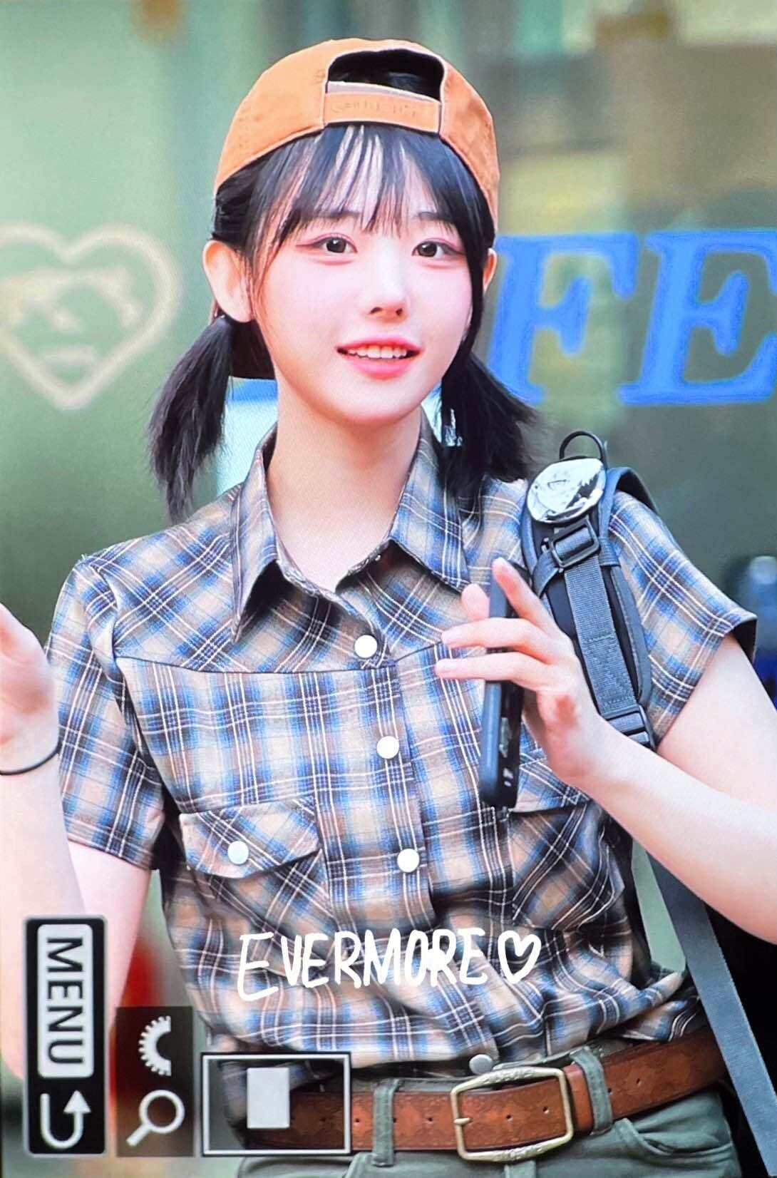 블라인드 | TV·연예: QWER 뇽녕녕냥